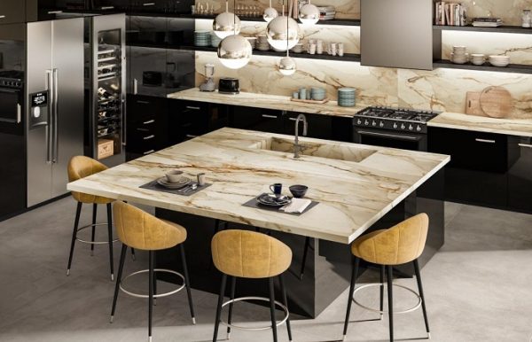 Spalling or Flaking in Natural Stone: an Indicator of Sub-florescence